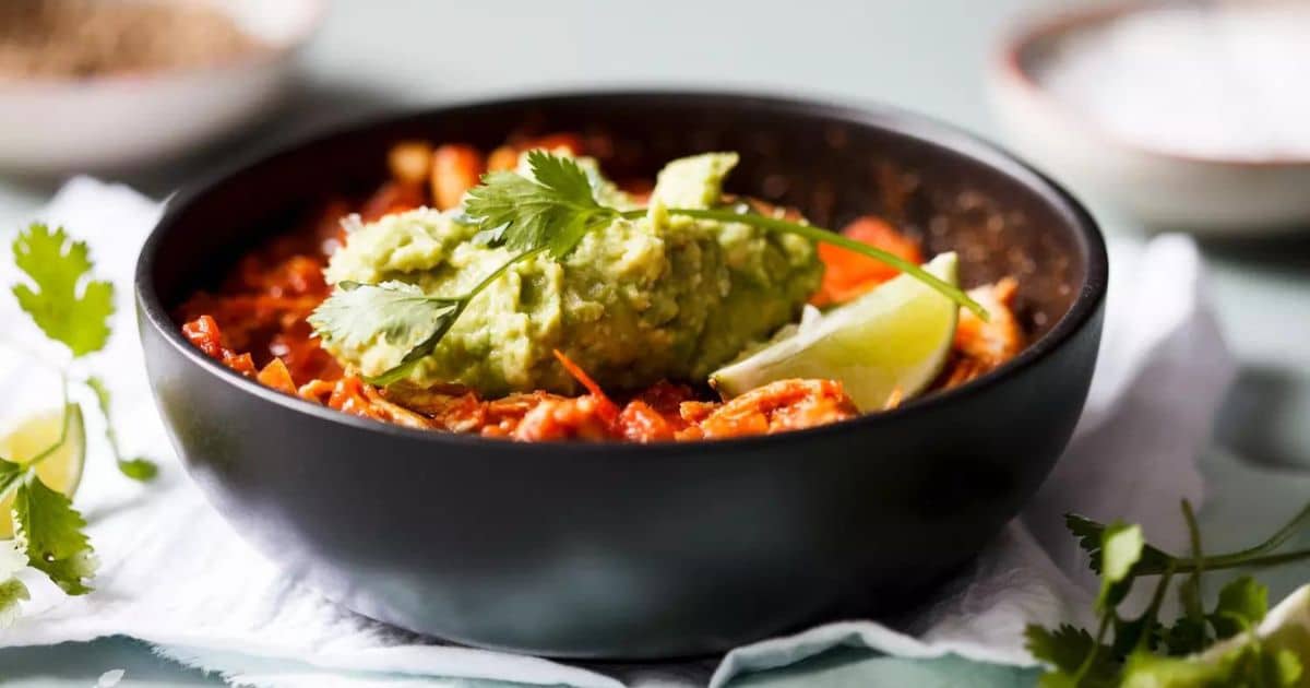 Shredded Chicken Chili Recipe | Paleo Leap