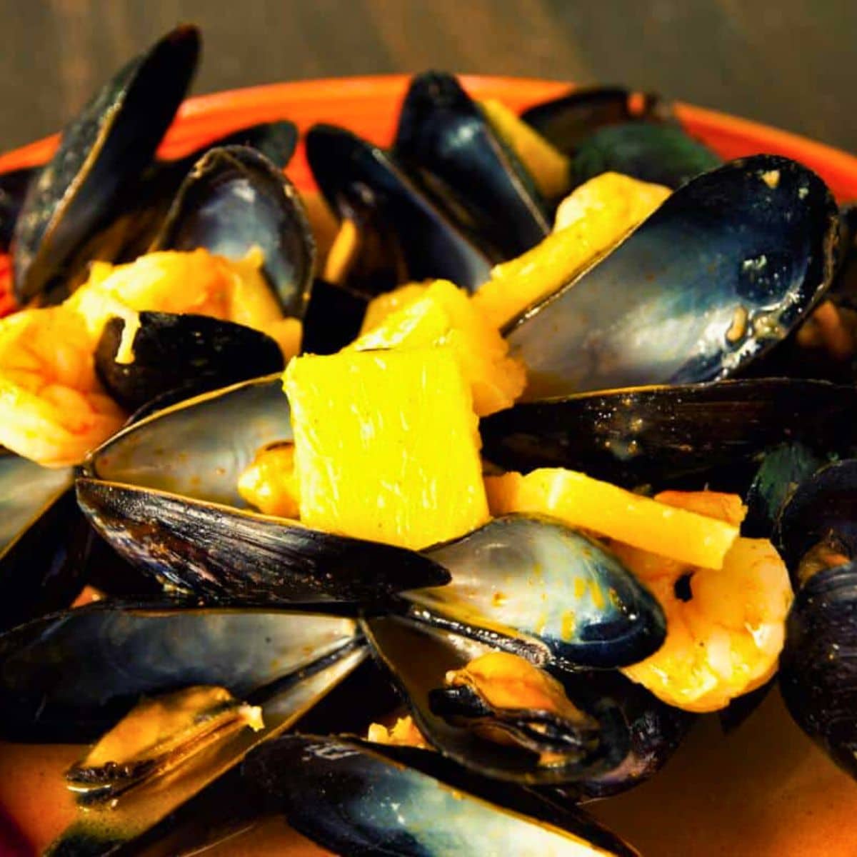 Chicken Curry Rolls With Mango Chutney Recipe | Paleo Leap