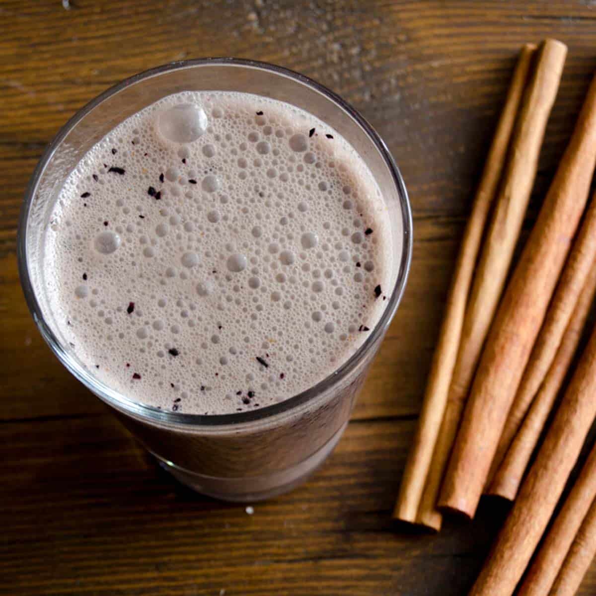 Vanilla Coconut Water Smoothie | Paleo Leap